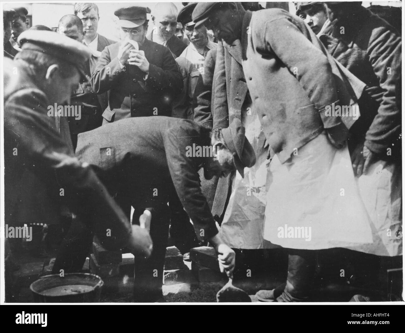 Vladimir lenin and karl marx hi-res stock photography and images - Alamy