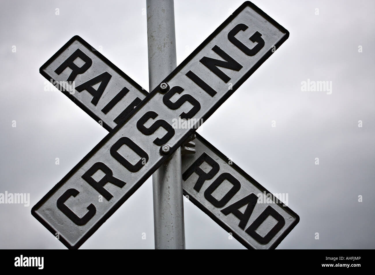 Railroad Crossing Sign Stock Photo - Alamy