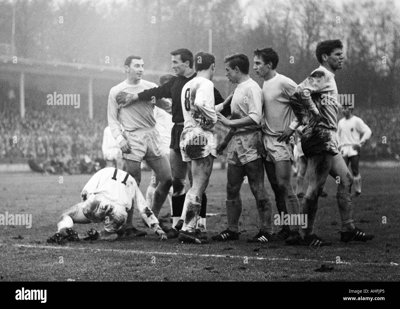 football, Bundesliga, 1966/1967, Muengersdorfer Stadium in Cologne, 1 ...
