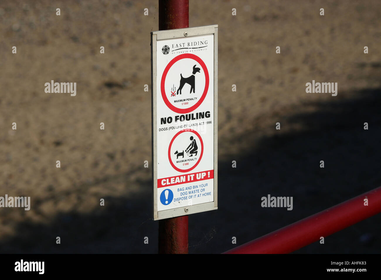 Dog Sign Foul Fouling High Resolution Stock Photography and Images - Alamy
