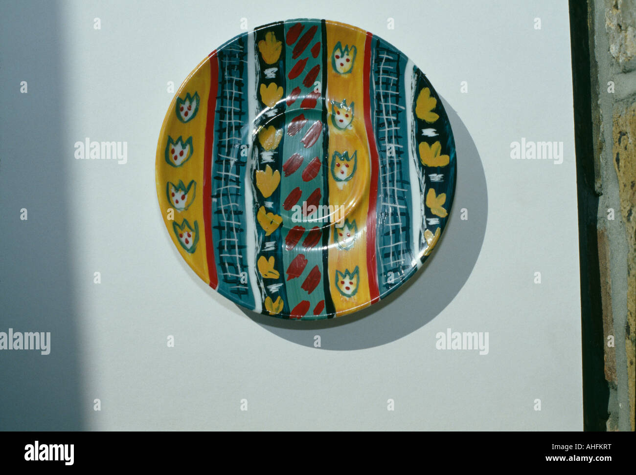 Handpainted pottery hi-res stock photography and images - Alamy