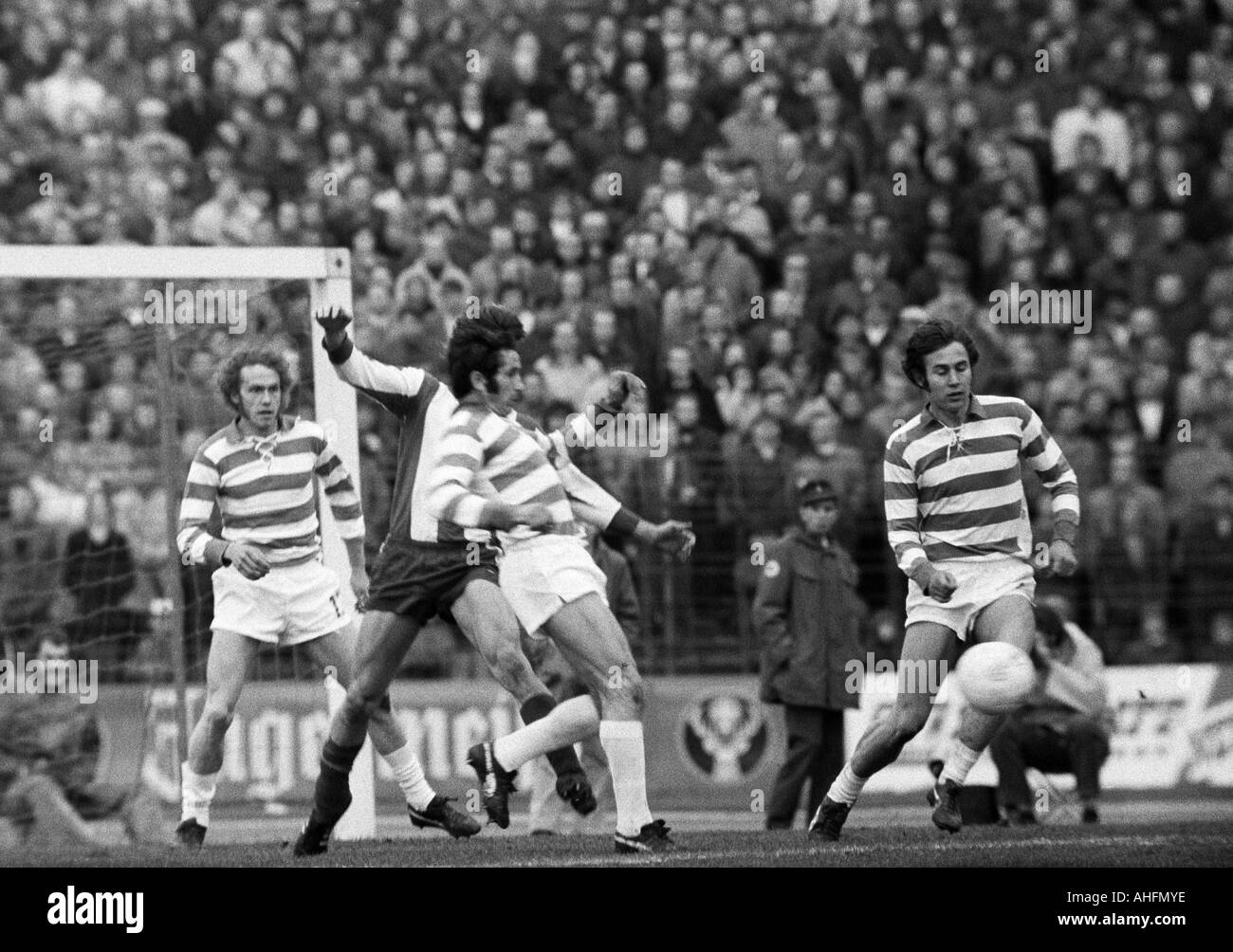 football, Bundesliga, 1971/1972, Wedau Stadium in Duisburg, MSV ...