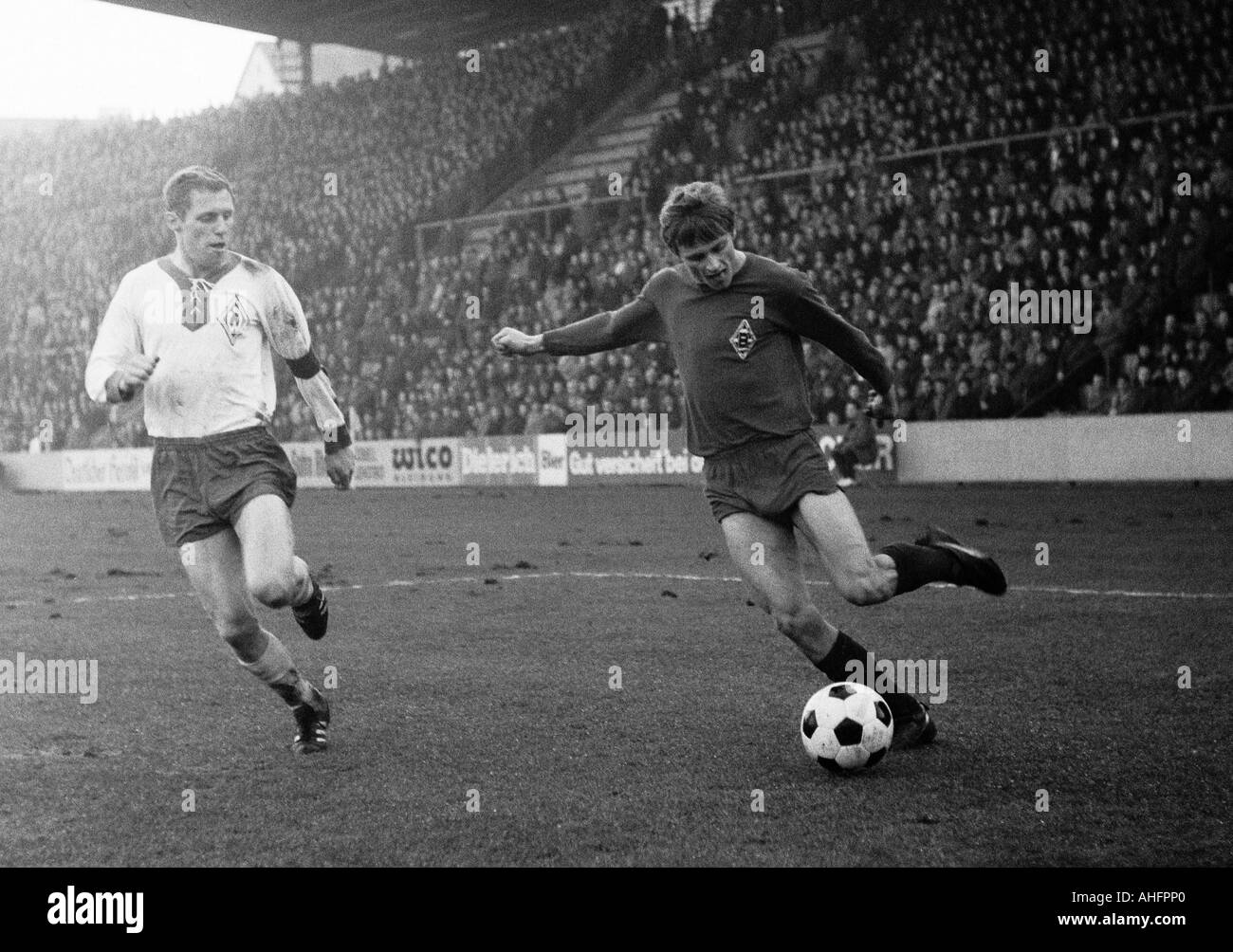 football, Bundesliga, 1967/1968, Borussia Moenchengladbach versus ...