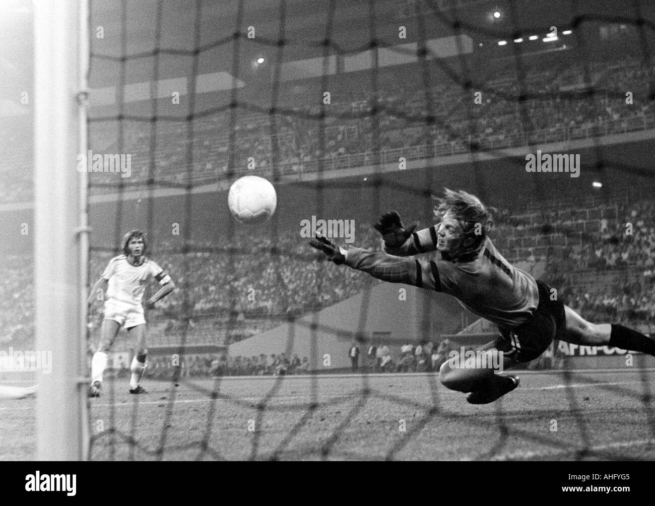 Football bundesliga 1973 1974 park stadium Black and White Stock Photos ...