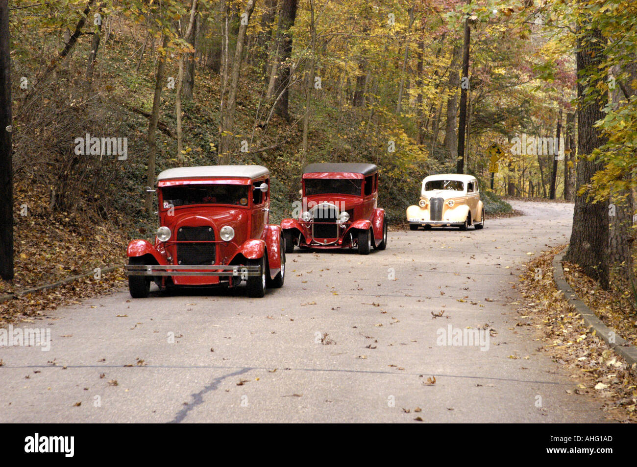 Classic drive in with old classic cars hi-res stock photography and ...