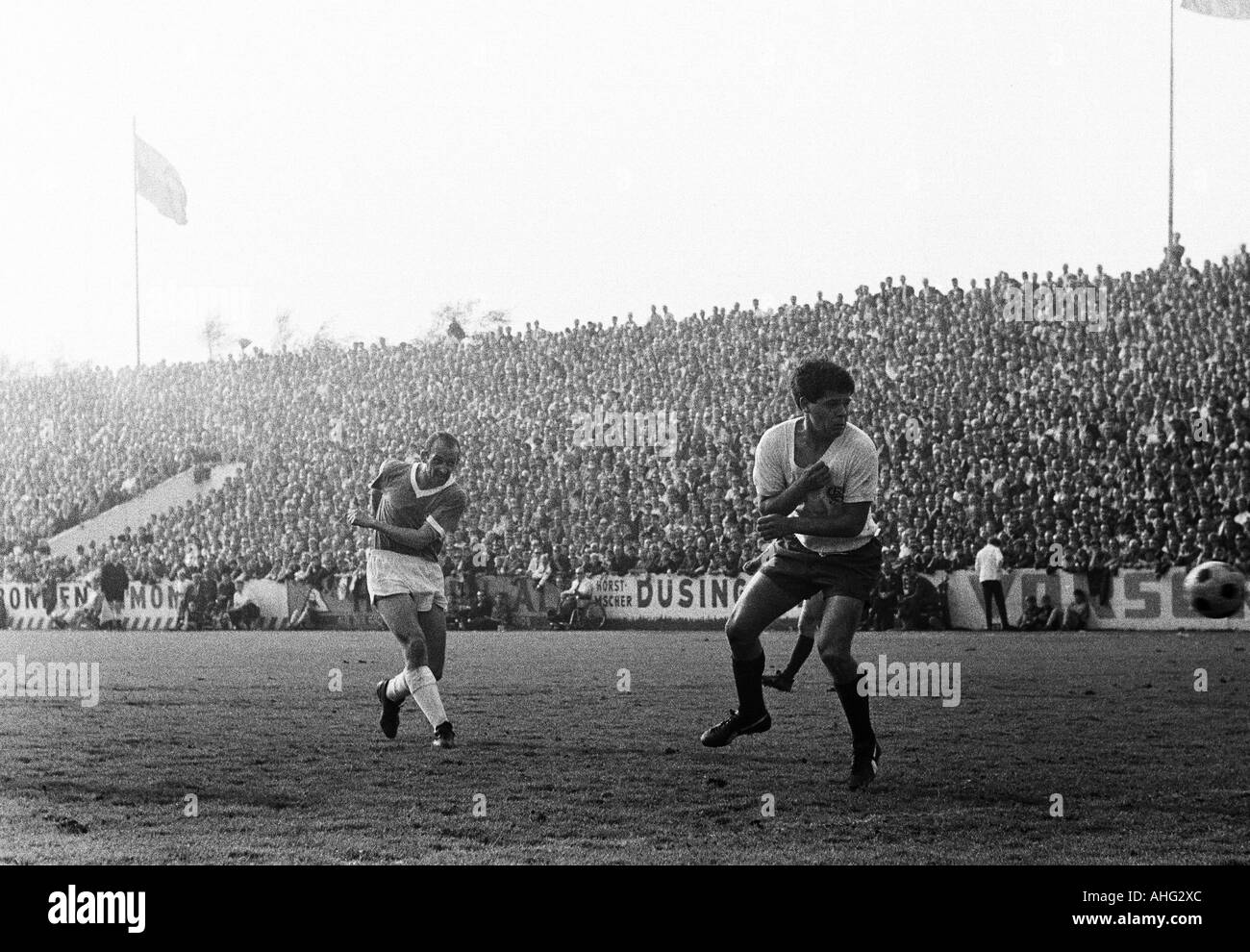 football, Bundesliga, 1966/1967, Stadium at the Hafenstrasse in Essen ...