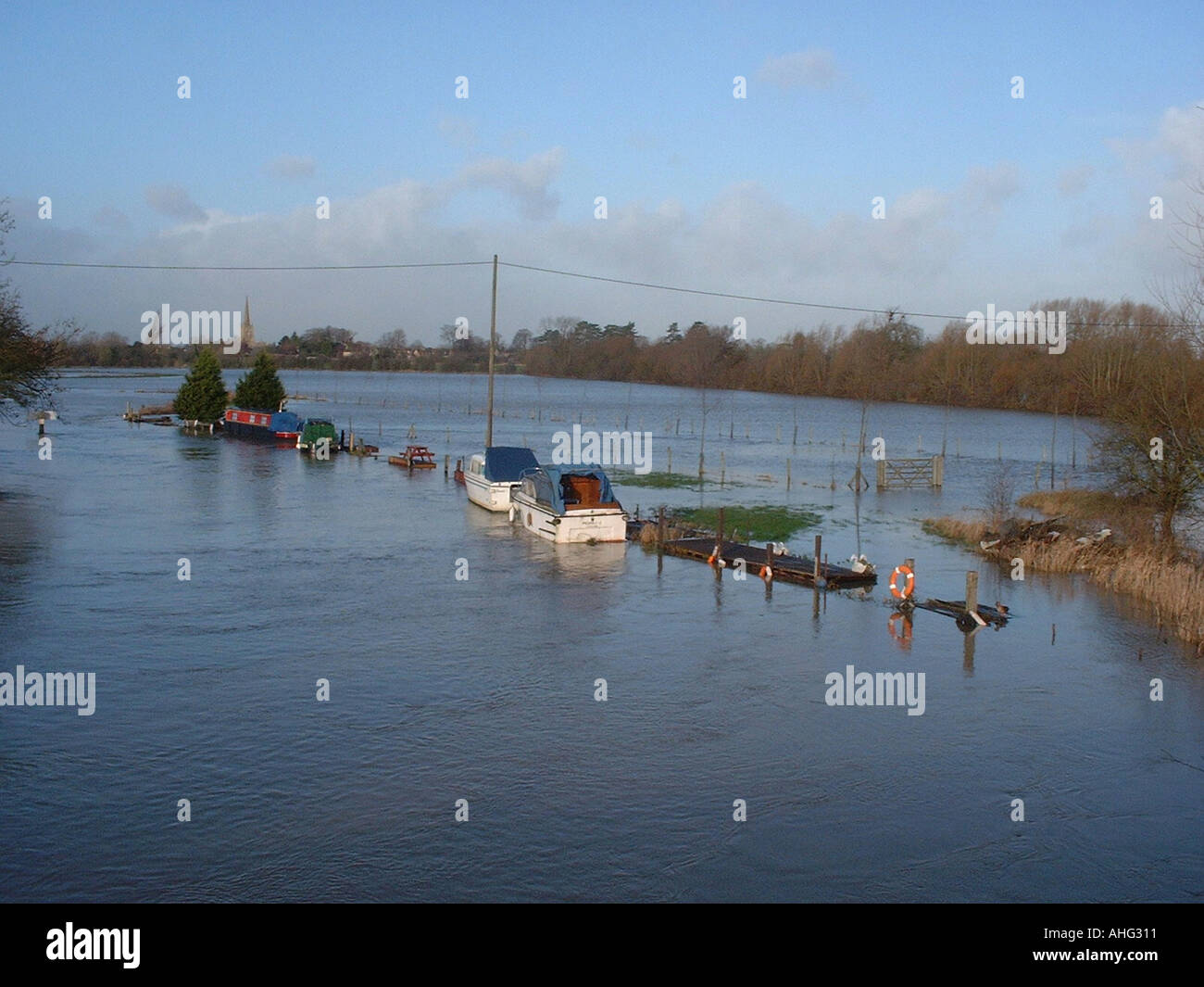 Buscot lock hi-res stock photography and images - Alamy