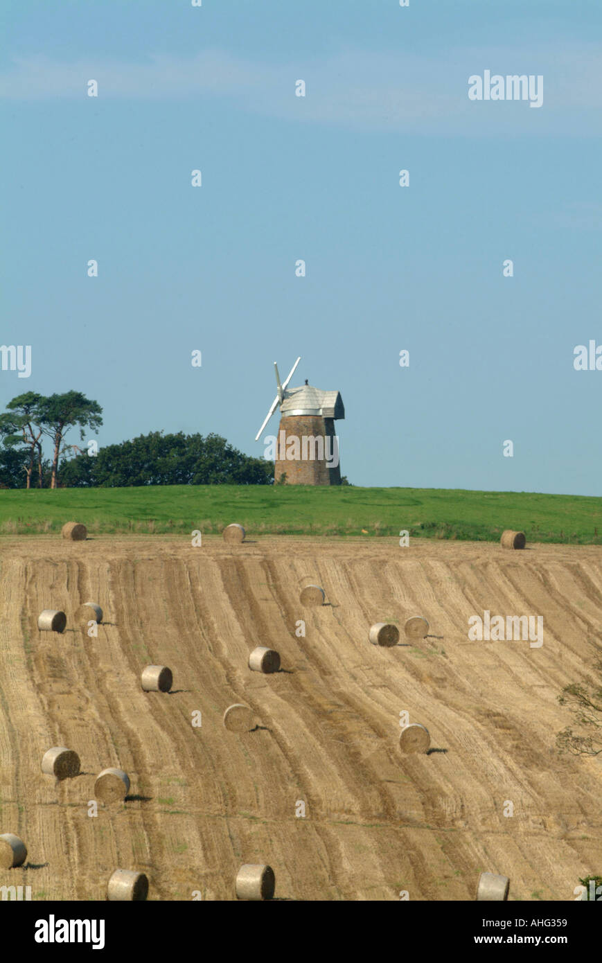 Windmill at tysoe hi-res stock photography and images - Alamy