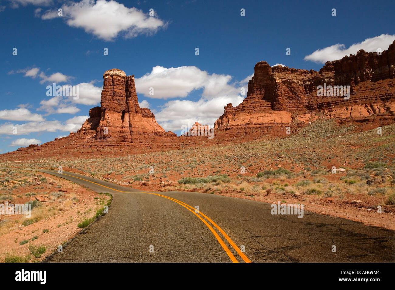 Road to Hite Utah off Route 95 winding through southern Utah desert w ...