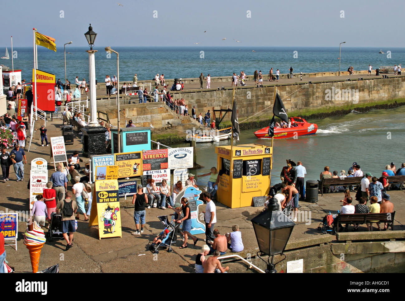 Bridlington Seaside Sea Stock Photos & Bridlington Seaside Sea Stock ...