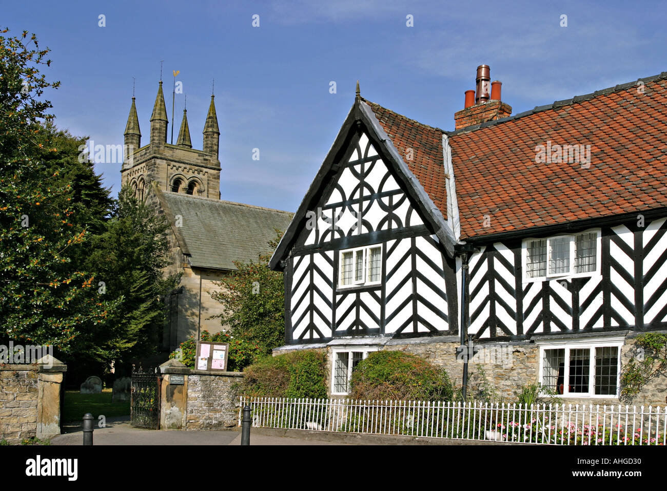 Helmsley church and rectory hi-res stock photography and images - Alamy