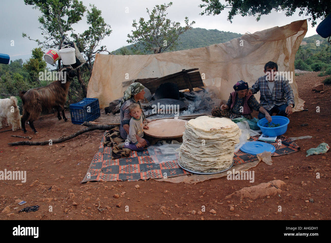 Gypsies Nomadic Nomads High Resolution Stock Photography and Images - Alamy