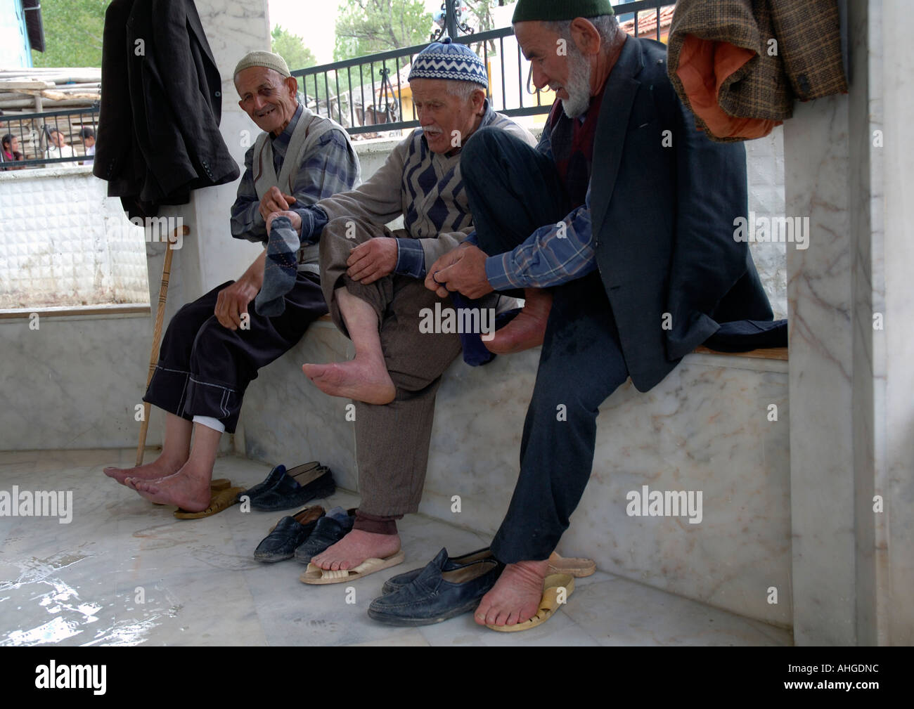 Turkish muslim man washing feet hi-res stock photography and images - Alamy