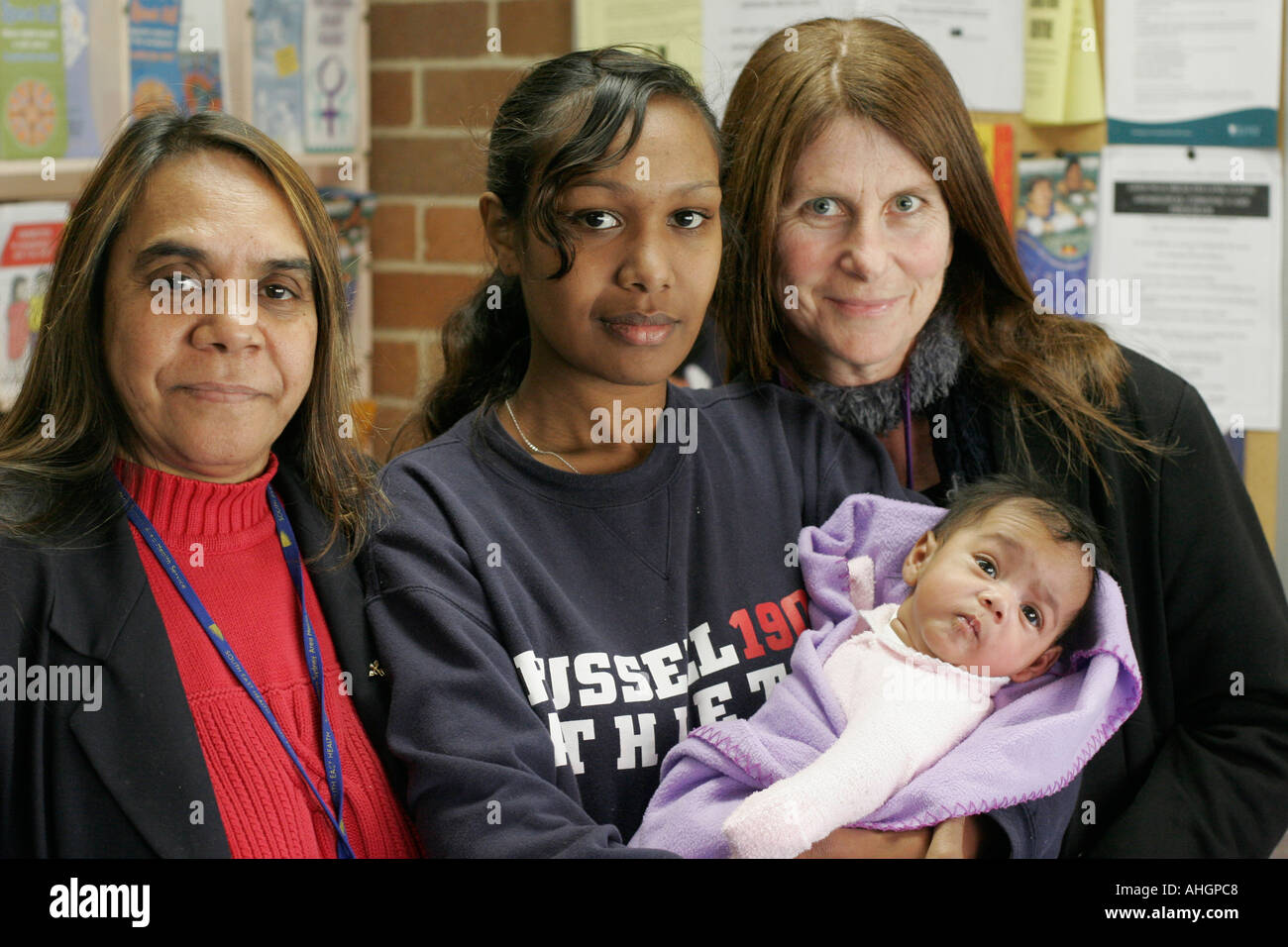 Aboriginal family australia hi-res stock photography and images - Alamy