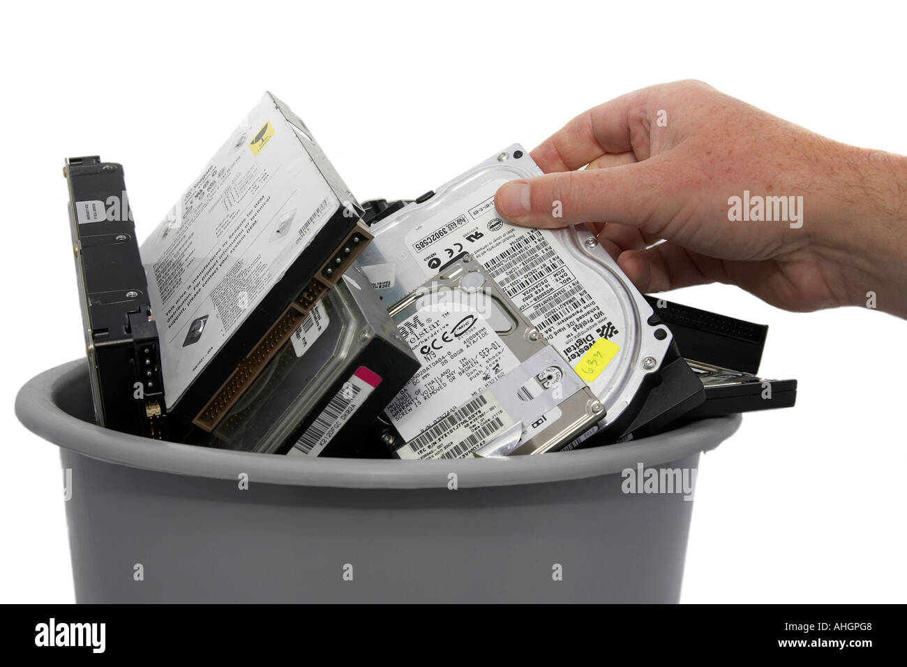 Hard drives thrown away hi-res stock photography and images - Alamy