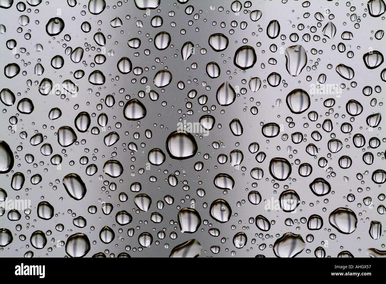 Raindrops window hi-res stock photography and images - Alamy