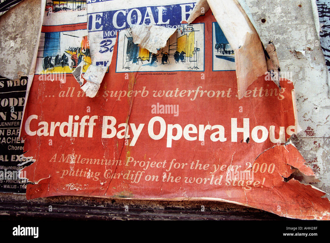 Ripped posters torn poster hi-res stock photography and images - Alamy