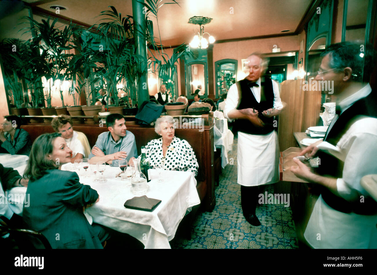 French Restaurant, Paris Bistro "Au Petit Marguery" , Family Sharing ...