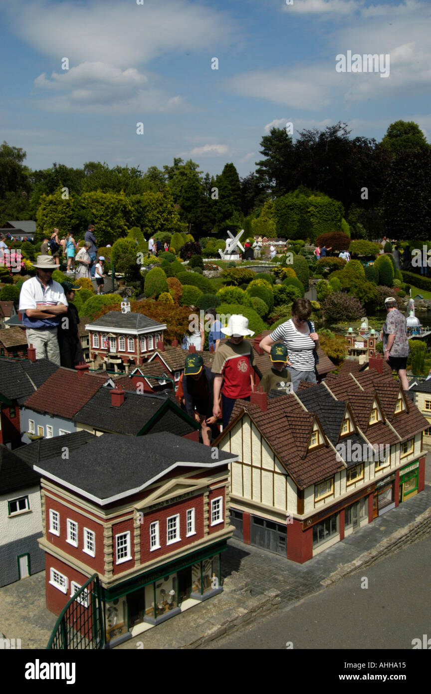 Bekonscot model village beaconsfield hi-res stock photography and ...