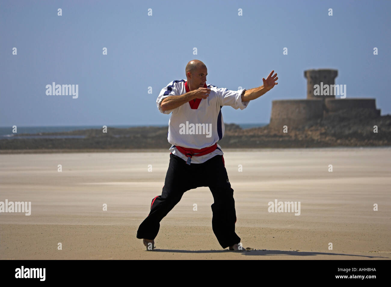 Free Style Beach Karate Jersey ,Channel Islands UK on Five Mile Beach ...