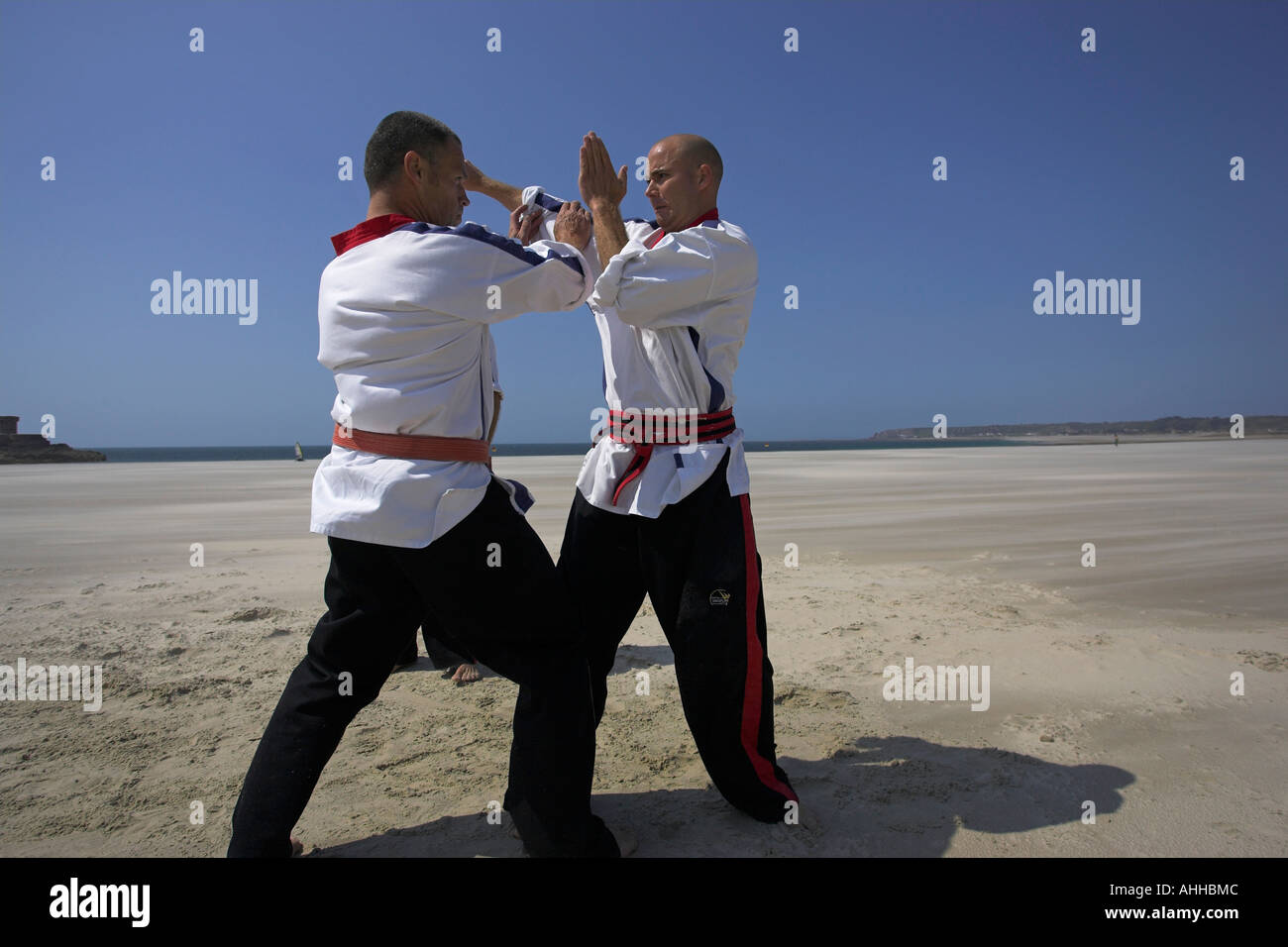 Free Style Beach Karate Jersey ,Channel Islands UK on Five Mile Beach ...