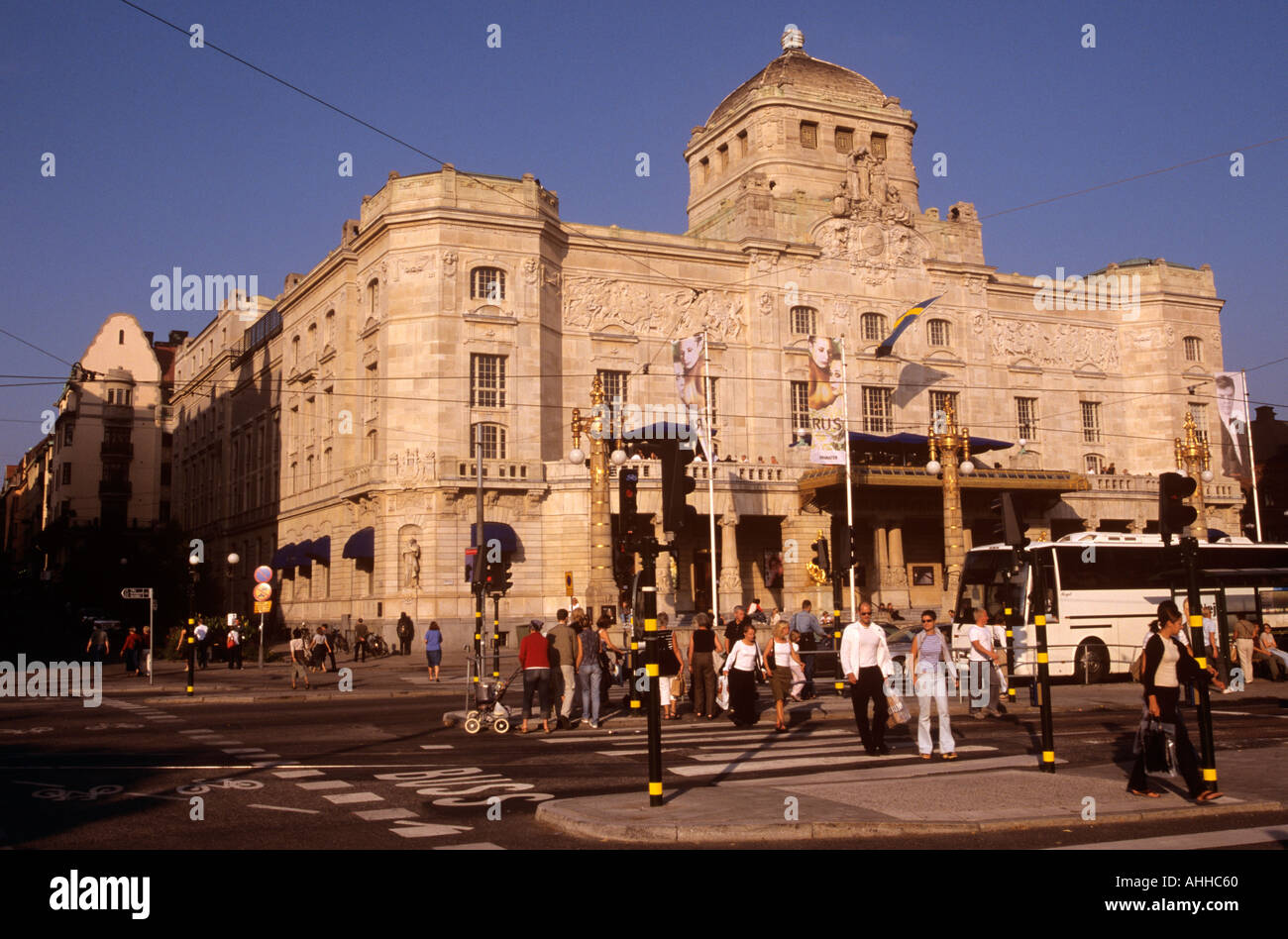 Dramaten dramatic theater stockholm hi-res stock photography and images ...