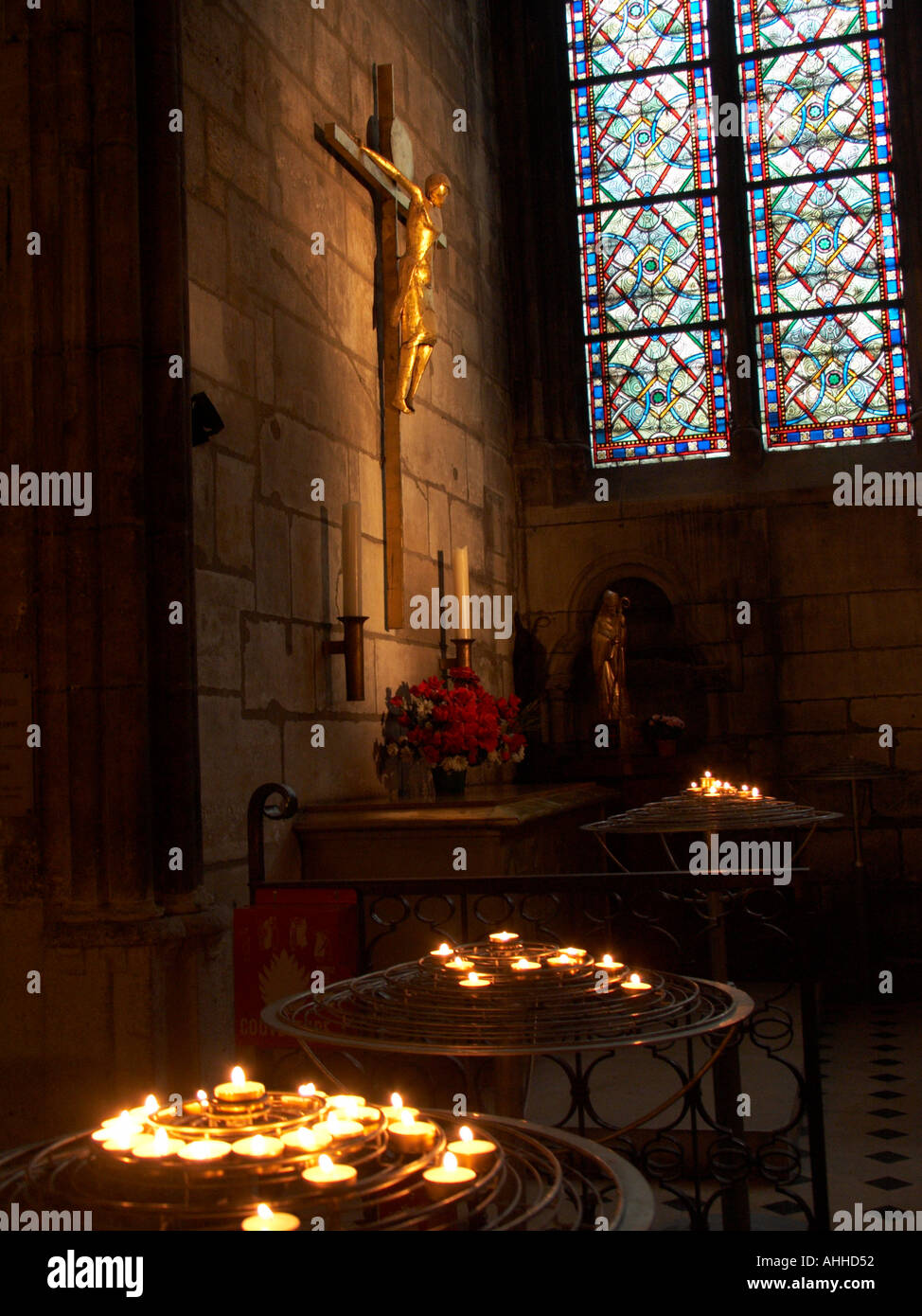 Chapelle Notre Dame de Guadalupe Notre Dame Cathedral Paris France ...