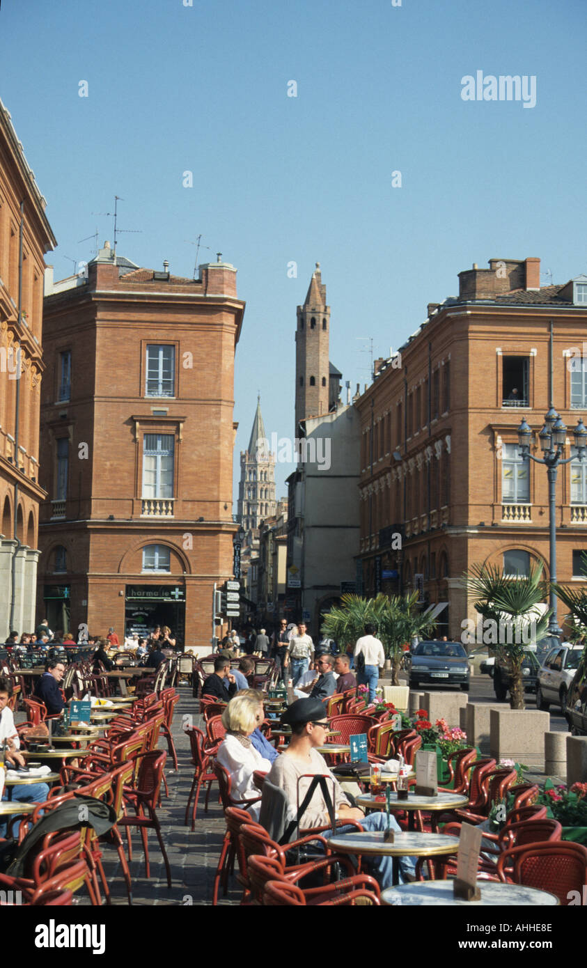Place du capitole toulouse cafe hi-res stock photography and images - Alamy