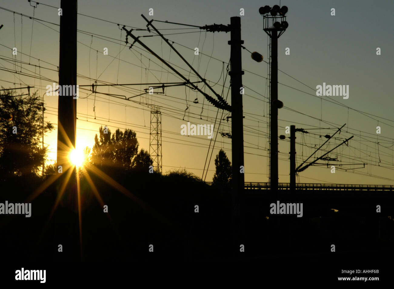 Overhead contact system hi-res stock photography and images - Alamy