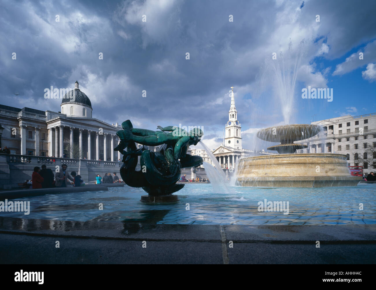 Trafalgar Square, London. Fountains, National Gallery and St Martin in ...