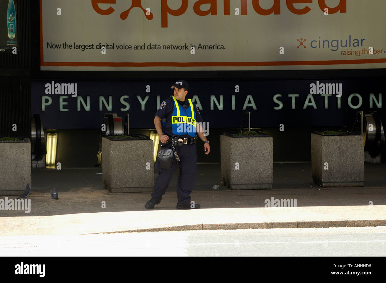NYPD officers provide security outside of Pennsylvania Station in New ...
