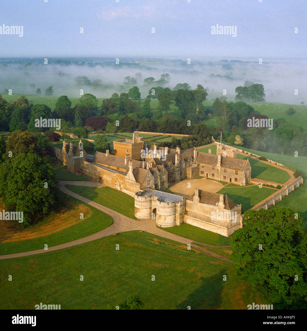 Rockingham castle aerial hi-res stock photography and images - Alamy