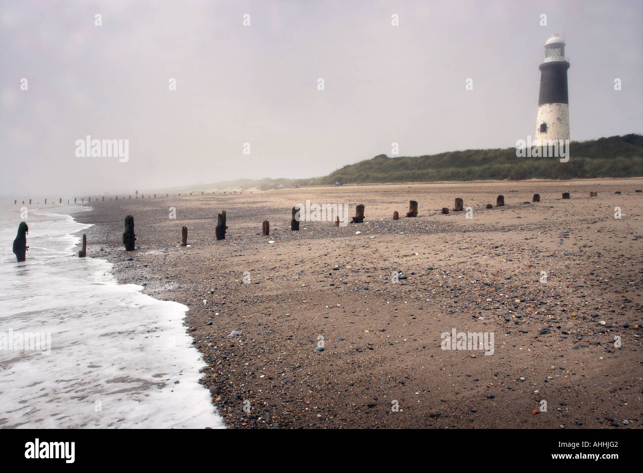 Spurn point lighthouse scenic hi-res stock photography and images - Alamy