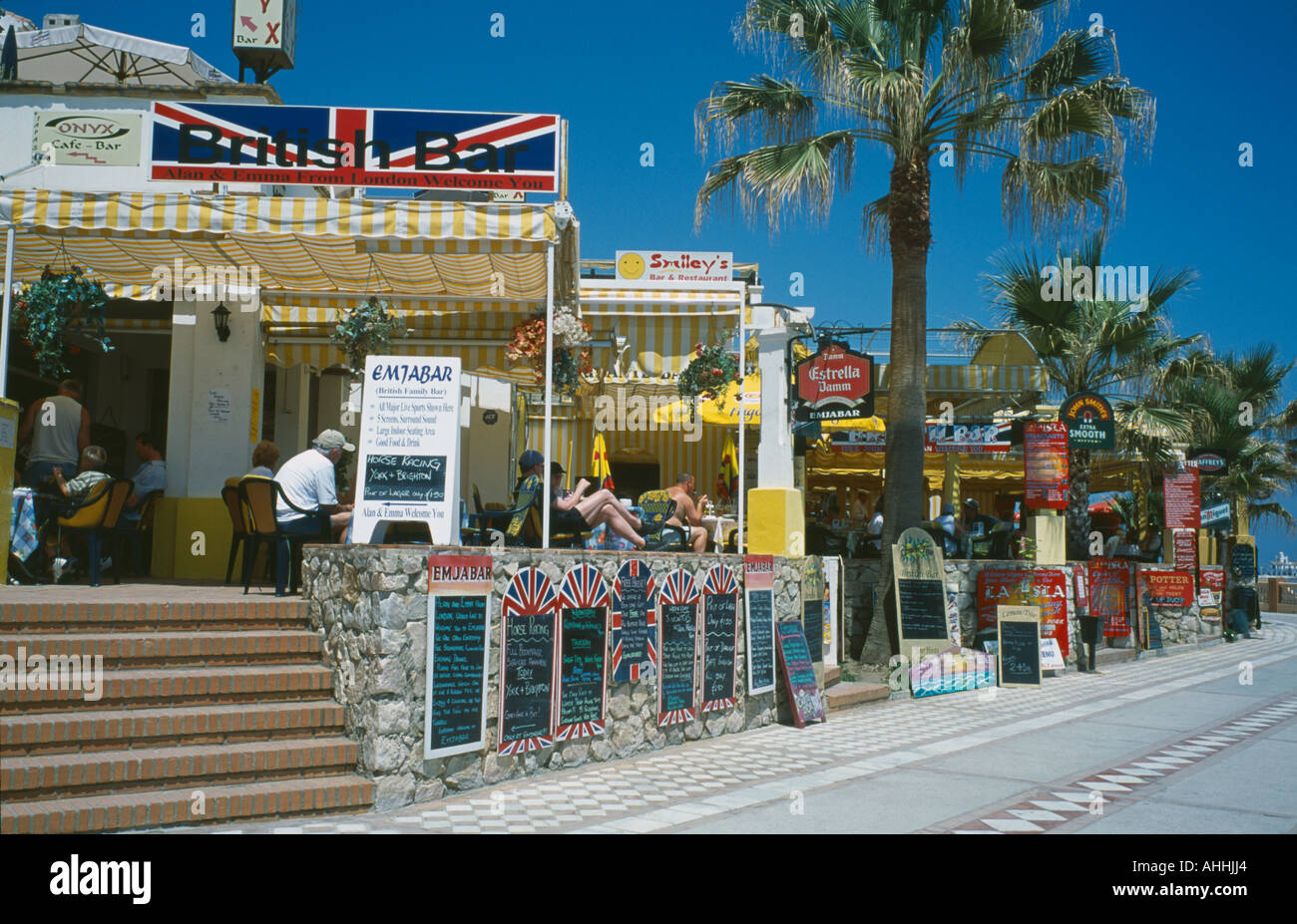 English pub spain hi-res stock photography and images - Alamy