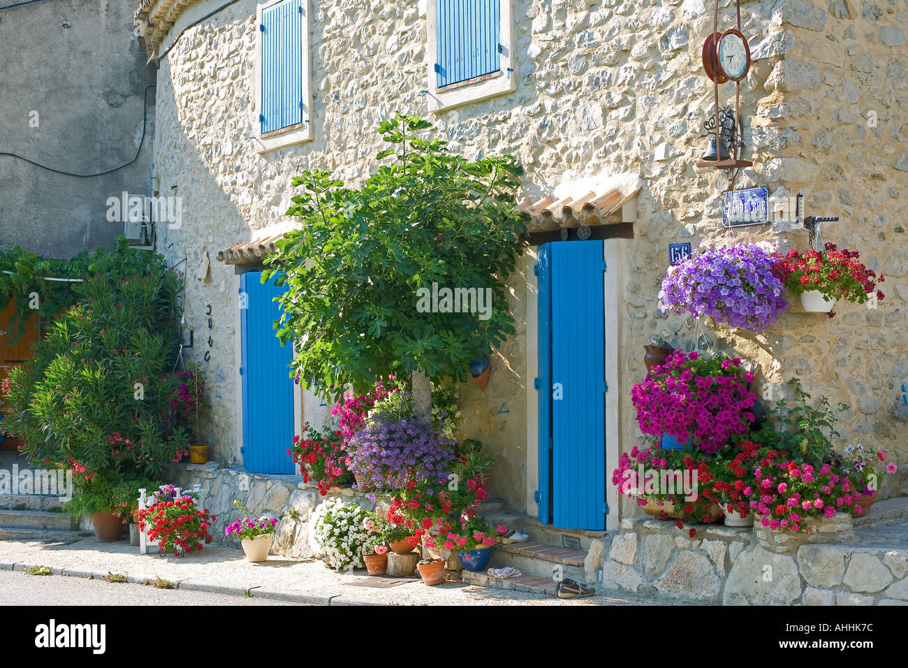 Flowered shutters hi-res stock photography and images - Alamy