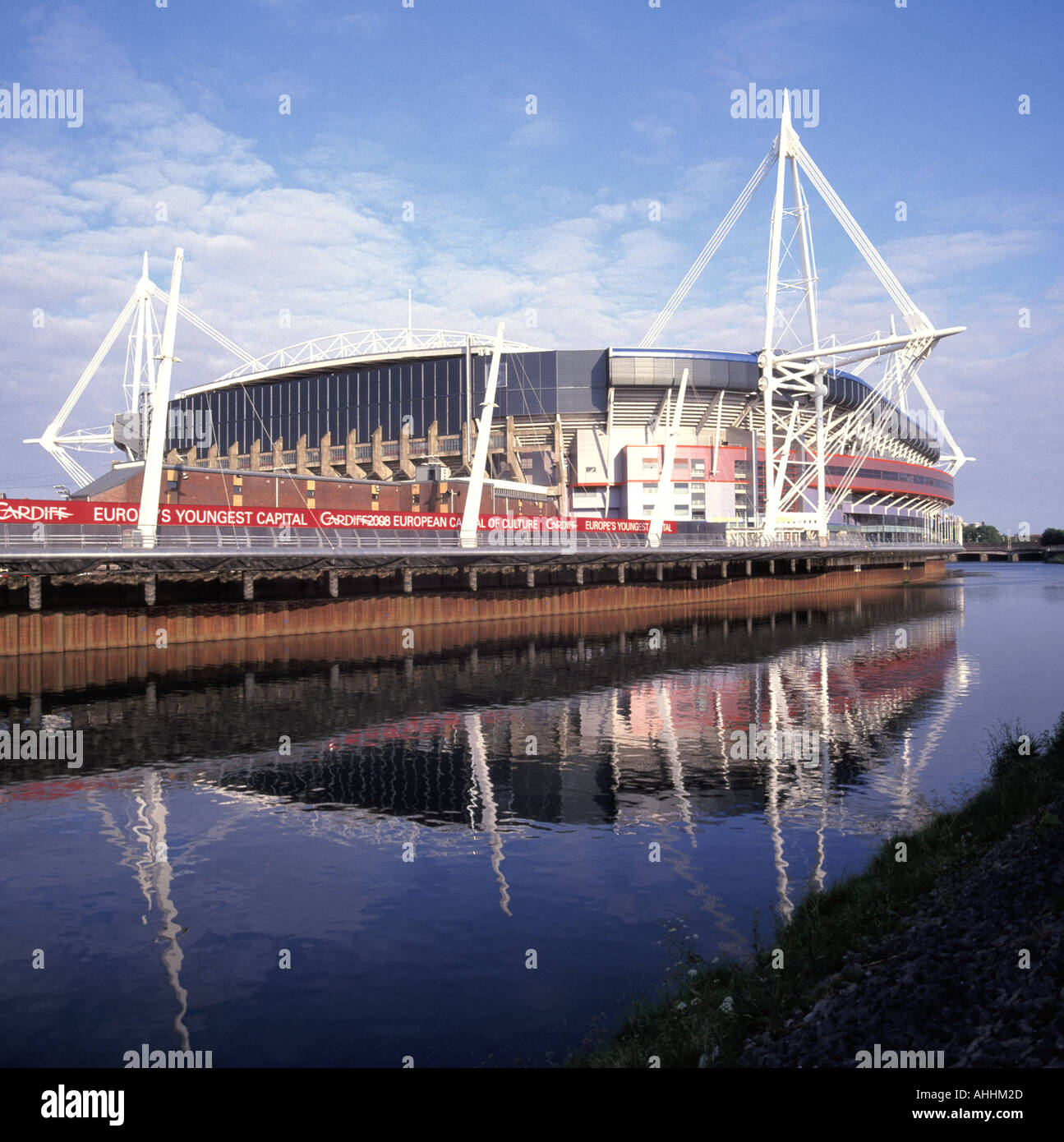 Old cardiff arms park wales rugby hi-res stock photography and images ...