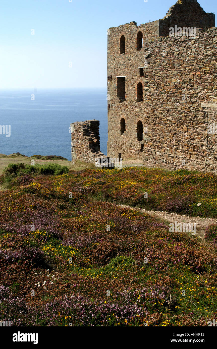 Stamps and wheel engine house ruins Wheal Coates mine on cliffs near ...