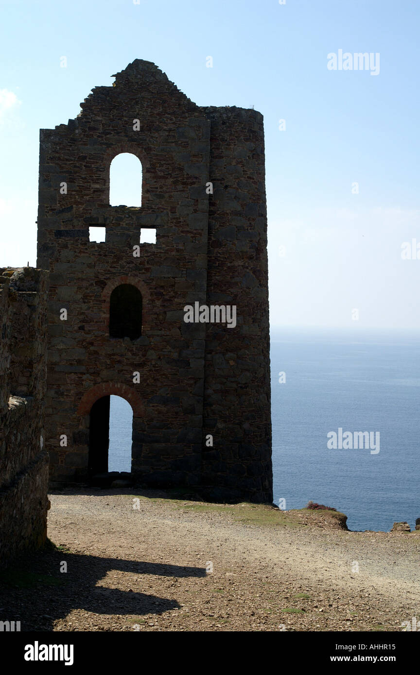 Stamps and wheel engine house ruins Wheal Coates mine on cliffs near ...