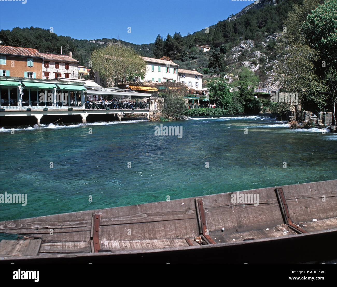 The River Sorgue at Fontaine de Vaucluse Stock Photo - Alamy