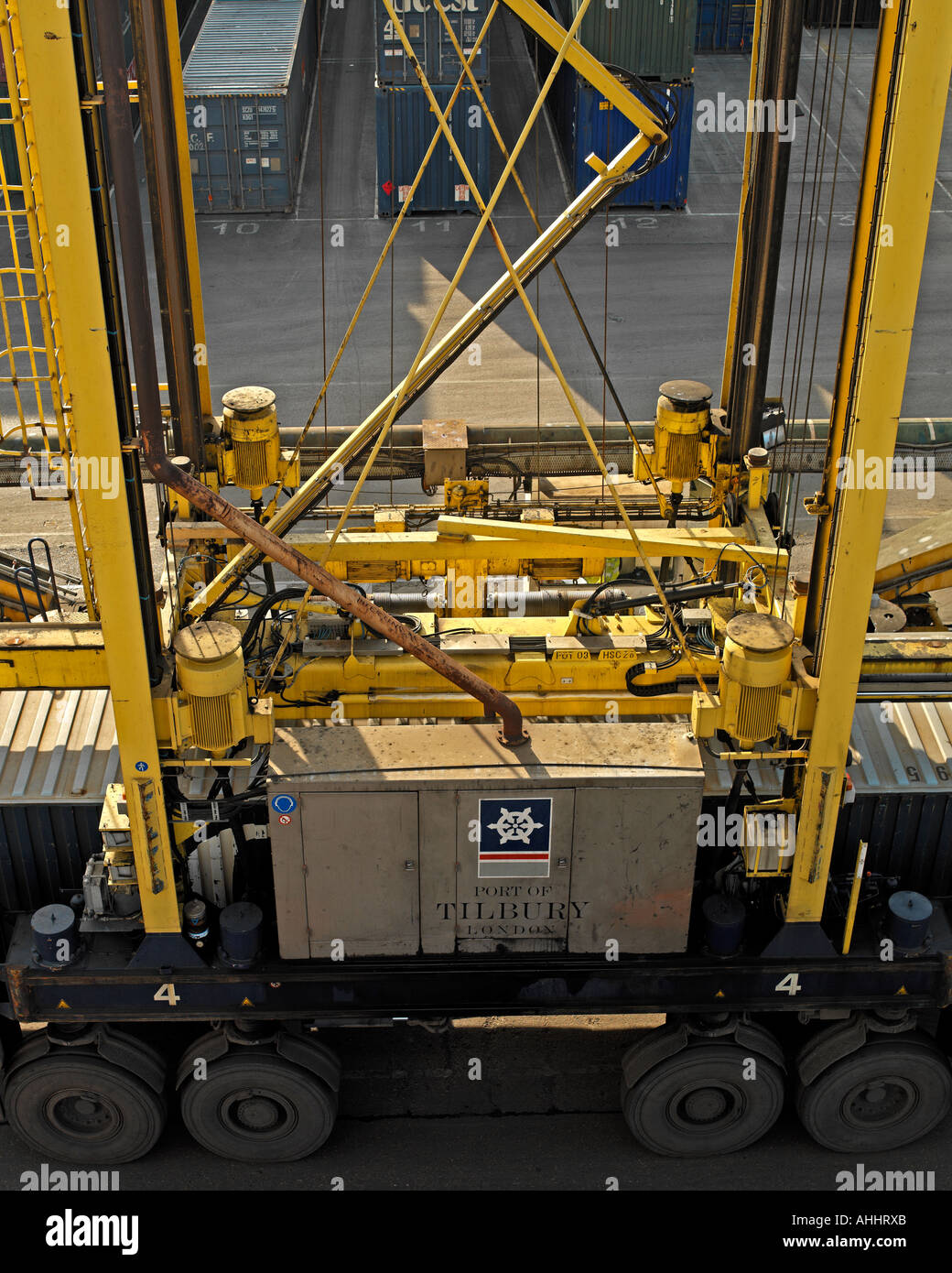 Straddle Carrier Lifting Container High Resolution Stock Photography ...