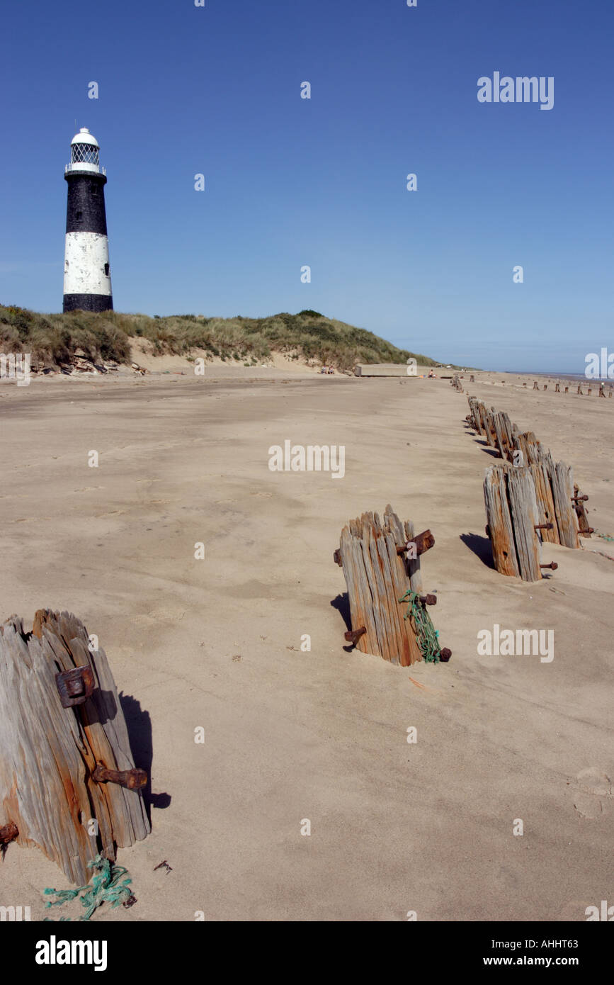 Spurn lighthouse boat hi-res stock photography and images - Alamy