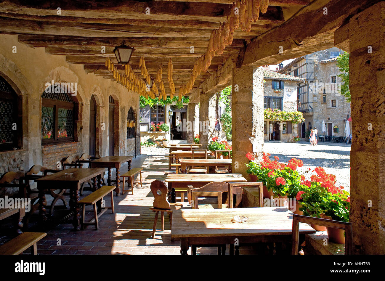 Perouges hi-res stock photography and images - Alamy