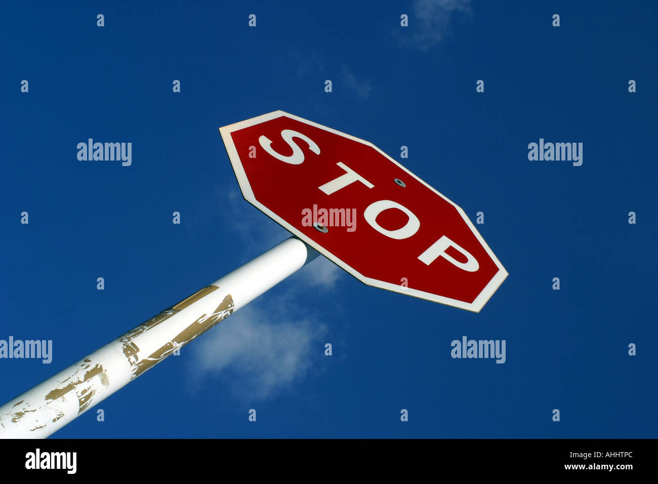 Red stop sign Stock Photo - Alamy