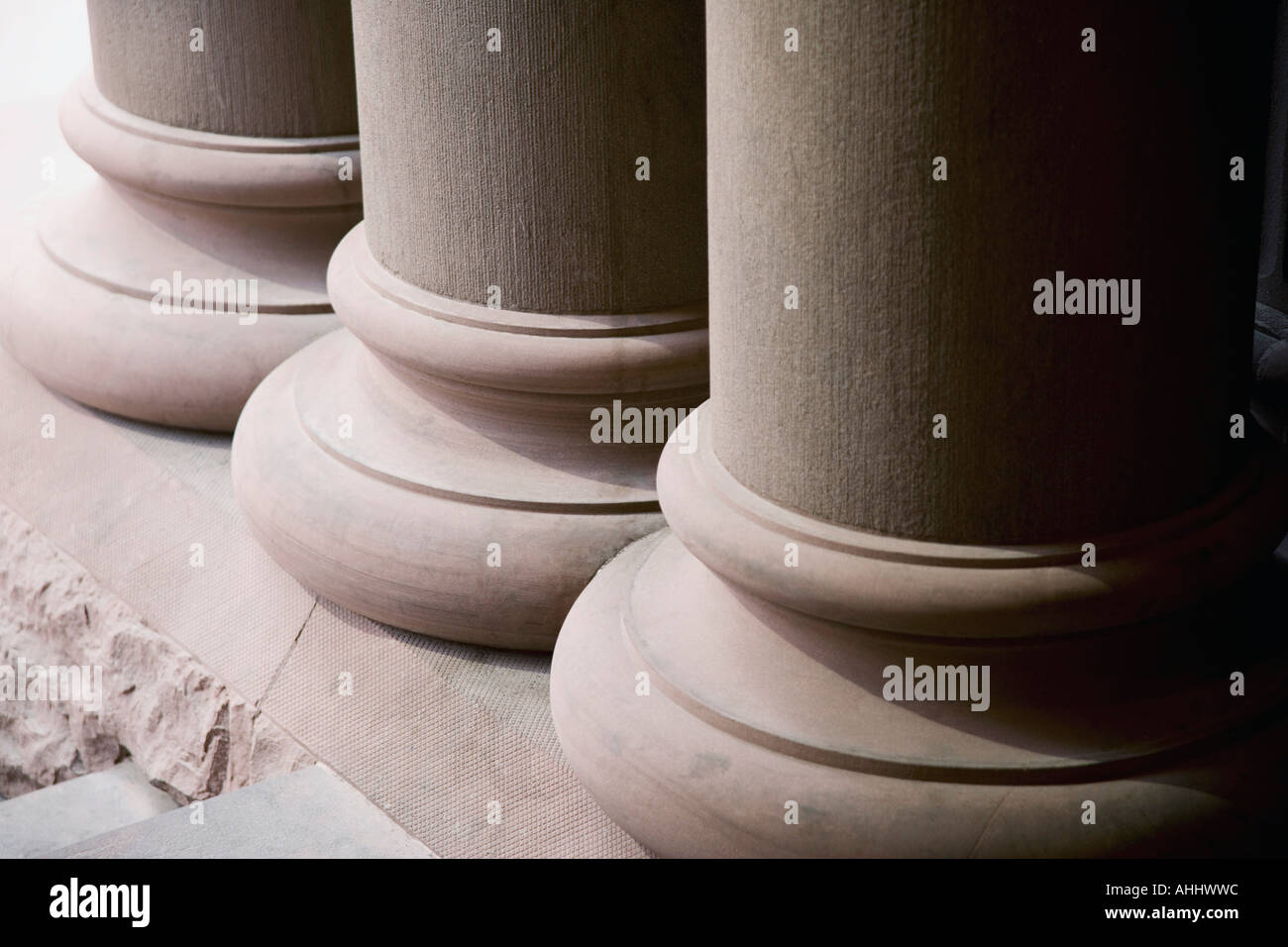 Three columns hi-res stock photography and images - Alamy