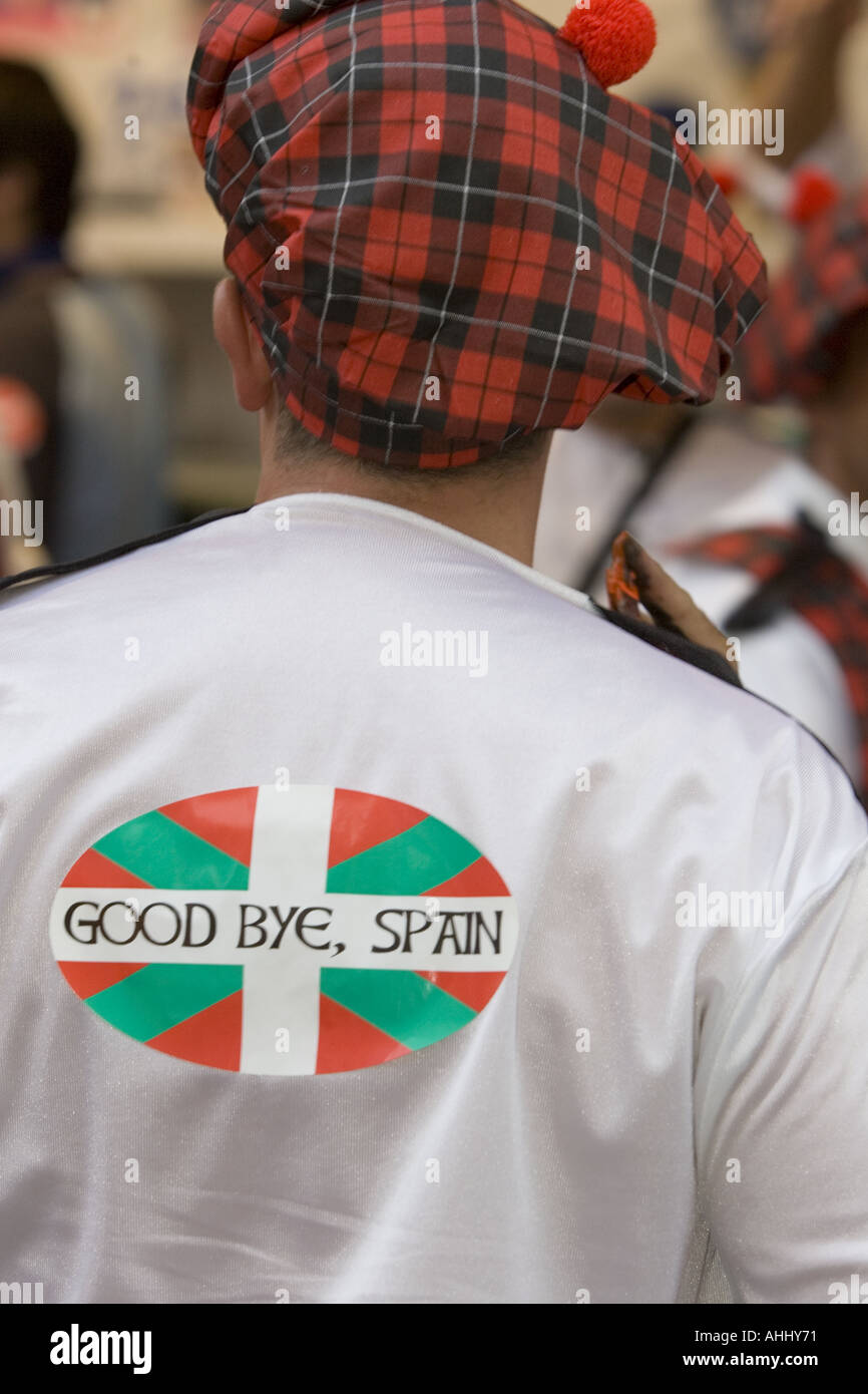 Traditional basque clothing hi-res stock photography and images - Alamy