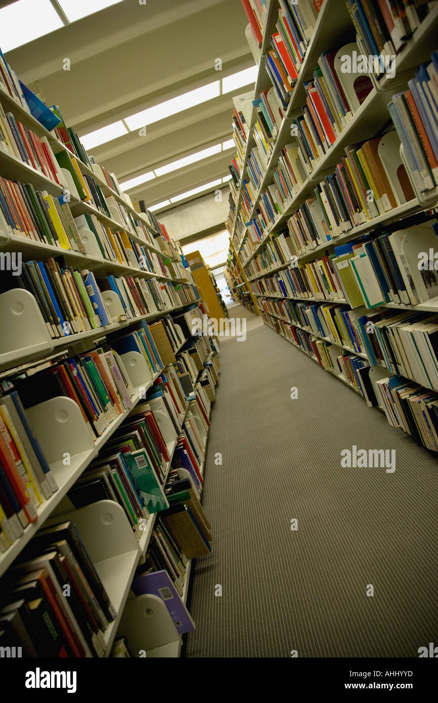 Narrow aisles hi-res stock photography and images - Alamy
