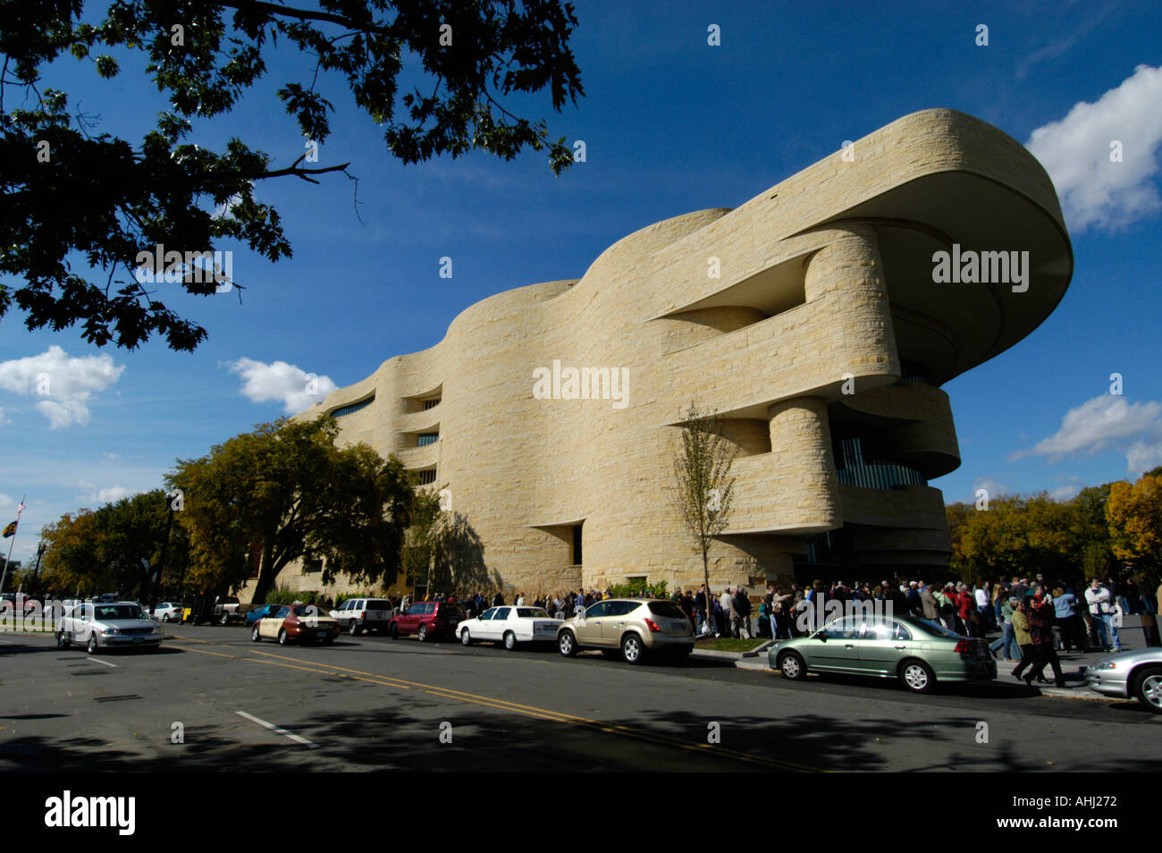 The National Museum of the American Indian Smithsonian Institution ...