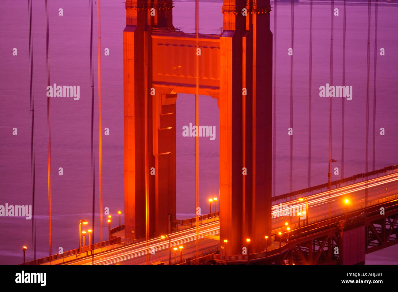 The streaks of lights from autos on the Golden Gate Bridge in the ...