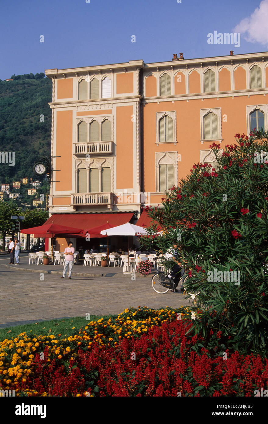 Piazza cavour como lombardy hi-res stock photography and images - Alamy