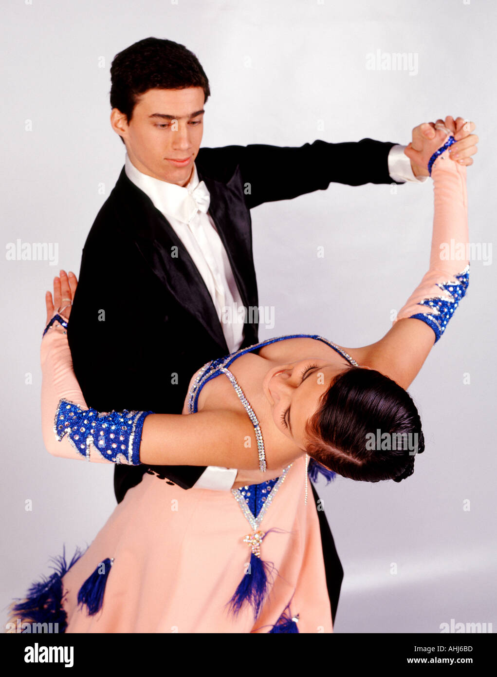 Standard dance hi-res stock photography and images - Alamy